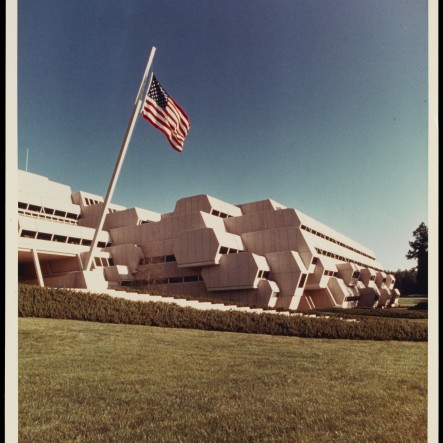 Paul Rudolph: Burroughs-Wellcome Building, Research Triangle Park - # ...